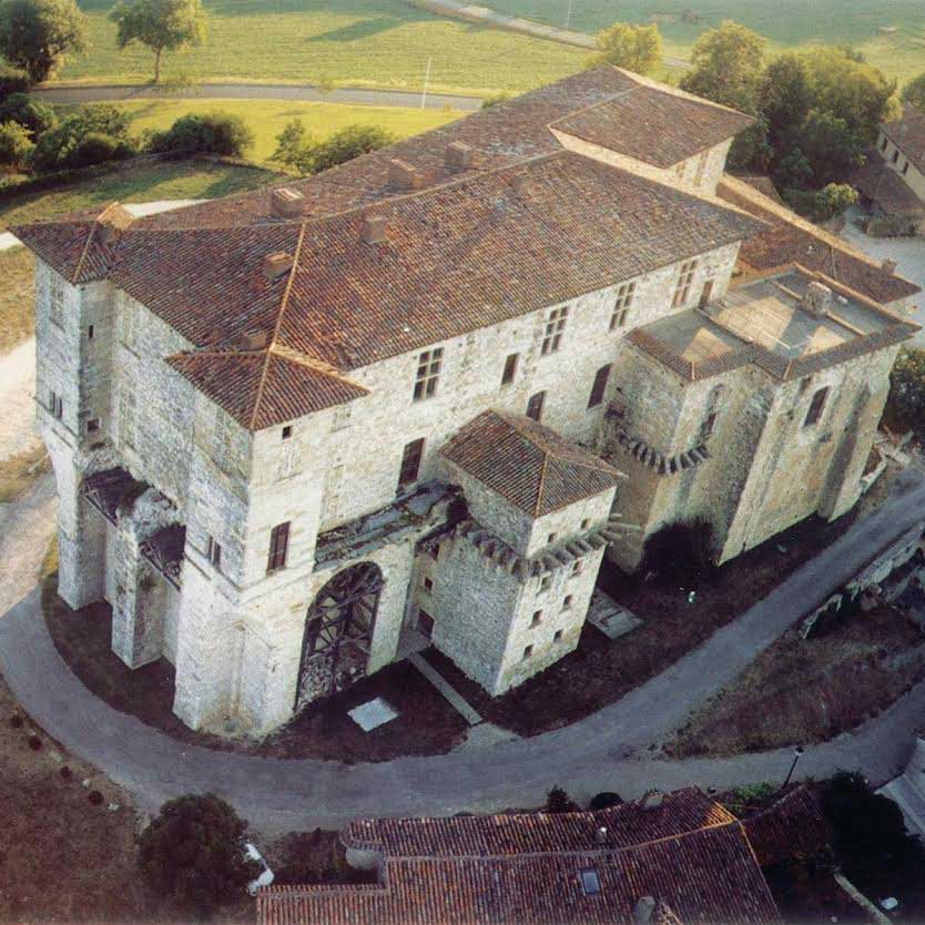 Le Château de Lavardens, monument vraiment historique - Lavardens ...